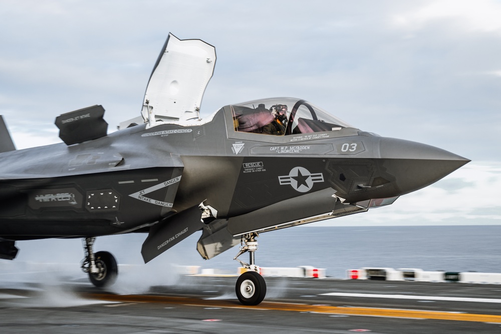 DVIDS - Images - F-35B Lightning II Take Off from USS Boxer for Strike Mission [Image 1 of 4]