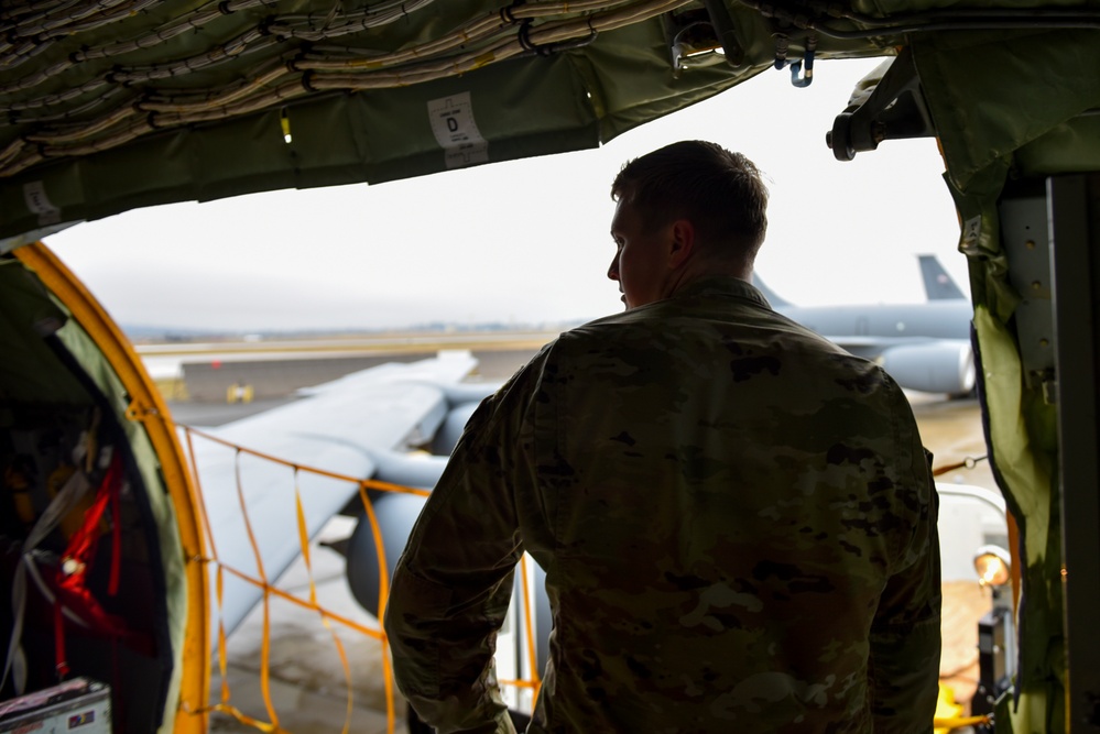 DVIDS - Images - Team Fairchild demonstrates strategic deterrence ...