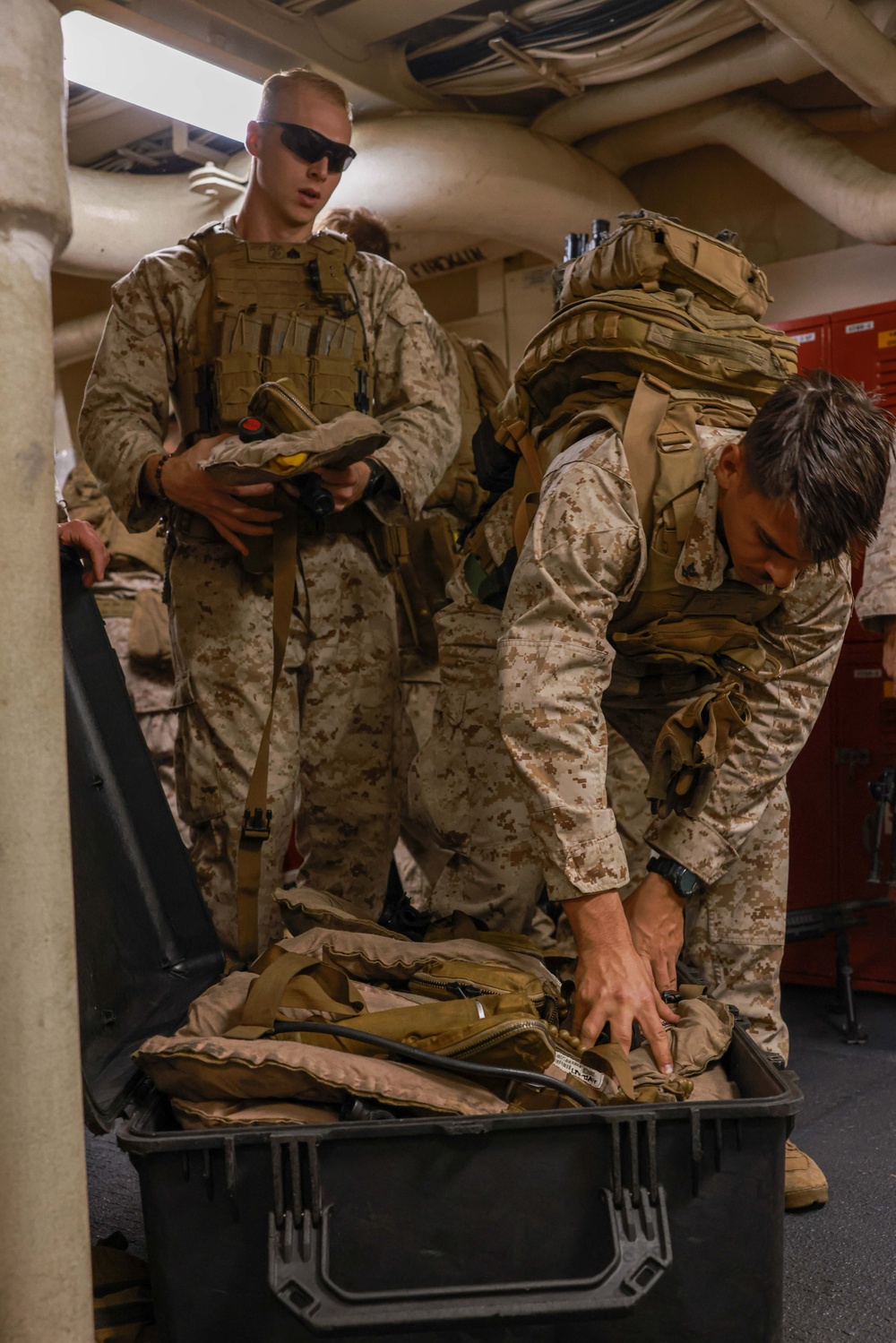 DVIDS - Images - USS Somerset, BLT 1/5 Tactical Recovery of Aircraft ...