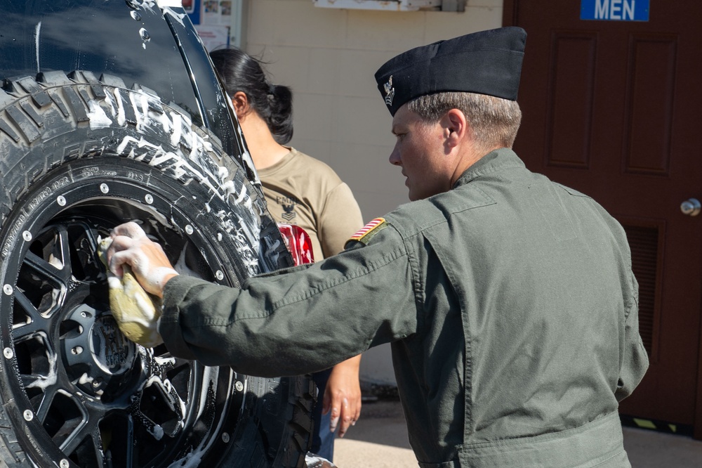 DVIDS - Images - PMRF's Organizations Coordinate Hosting a Car Wash ...