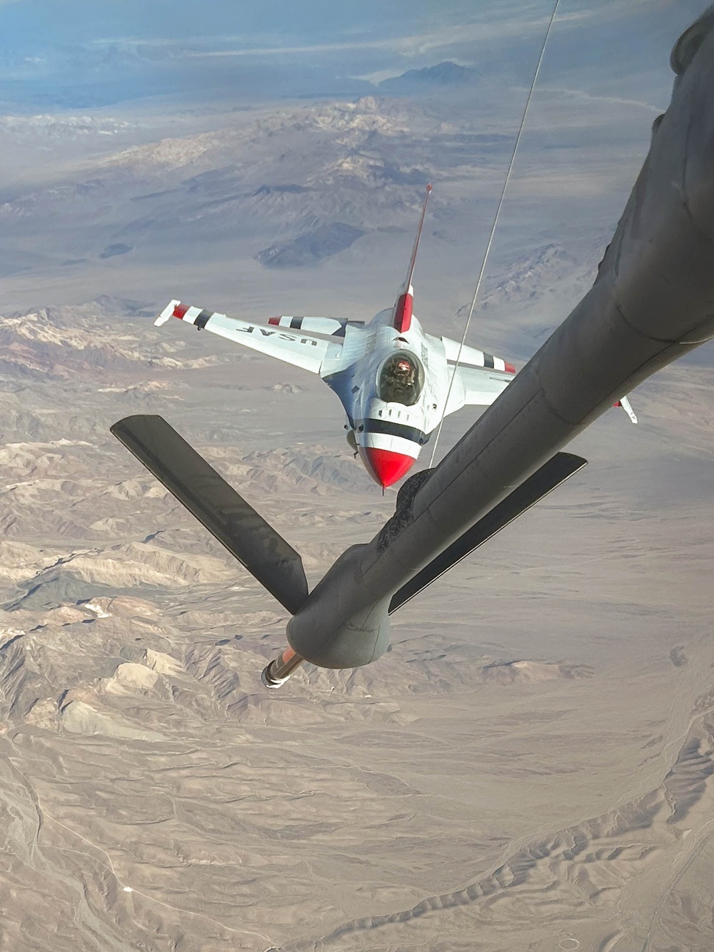 DVIDS - Images - Thunderbird conduct aerial refueling training with ...