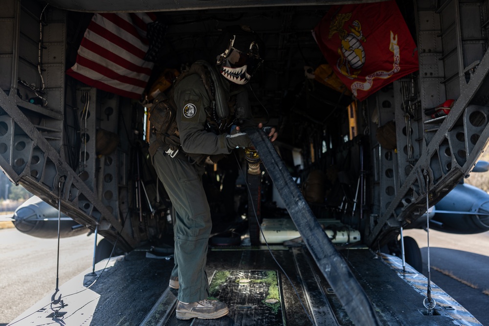 DVIDS - Images - SIFEX 24 | HMH-466, HSM-51 ADGR [Image 3 of 14]