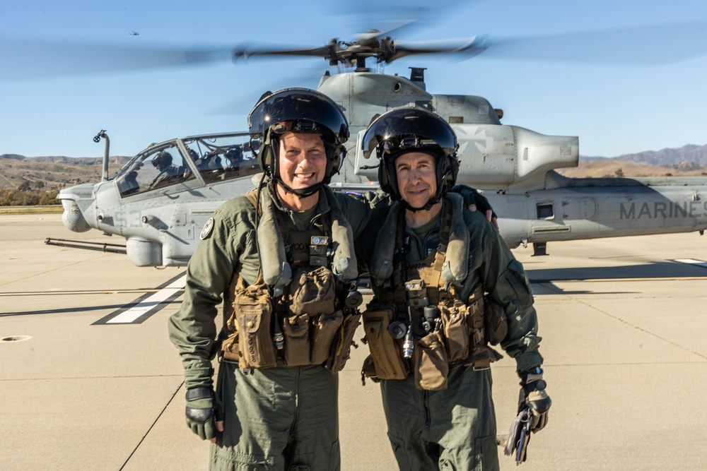 DVIDS - Images - Steel Knight 23.2: 1st MARDIV, 3rd MAW commanders fly ...