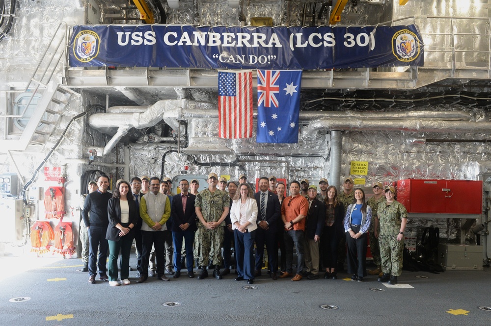 DVIDS - Images - USS Canberra (LCS 30) Hosts IVLP [Image 3 of 4]