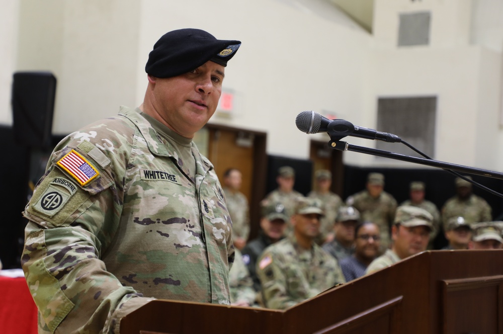 DVIDS - Images - DIVARTY Change of Responsibility Ceremony [Image 2 of 5]