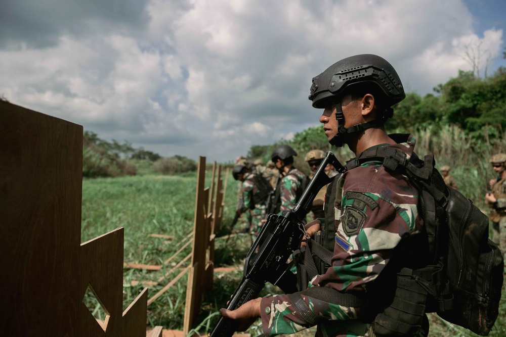 DVIDS - Images - Keris MAREX 23: CMP Range [Image 1 of 9]