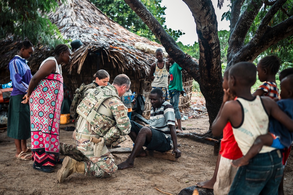 DVIDS - Images - 475th EABS Provides Medical Care To Remote Village ...