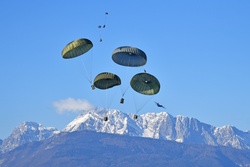 HEAVY DROP [Image 5 of 9]