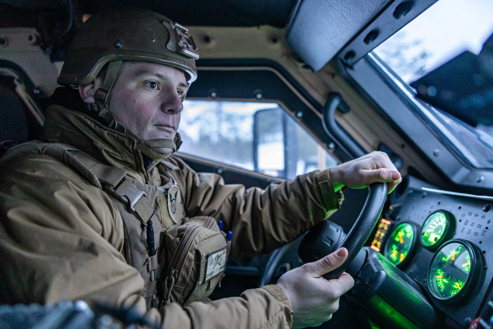 DVIDS - Images - Slippery Road Training Course [Image 5 of 5]