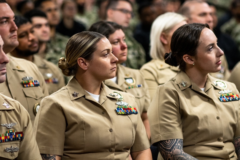 DVIDS - Images - VCNO Visits NORU [Image 9 of 9]