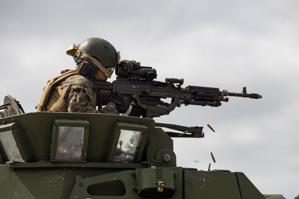 DVIDS - Images - From Ship-to-Shore, USS Green Bay Sends Reinforcements ...