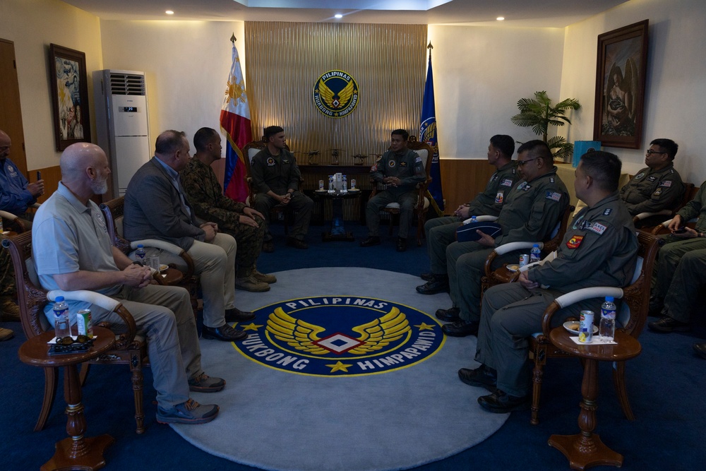 DVIDS - Images - U.S. Marines and personnel from USAID receive ...