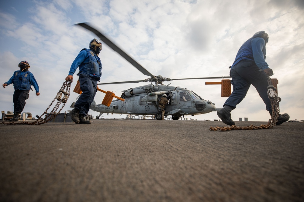 DVIDS - Images - USS Laboon Conducts Routine Flight Operations in the ...