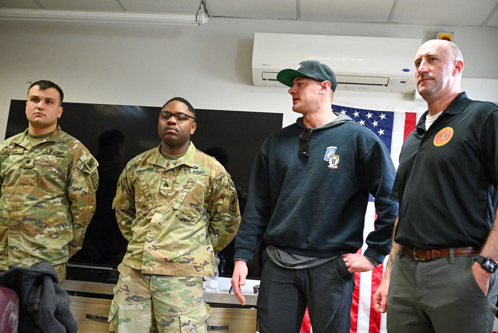 DVIDS - Images - 10th AAMDC Command Sergeant Major visits the 11th ...