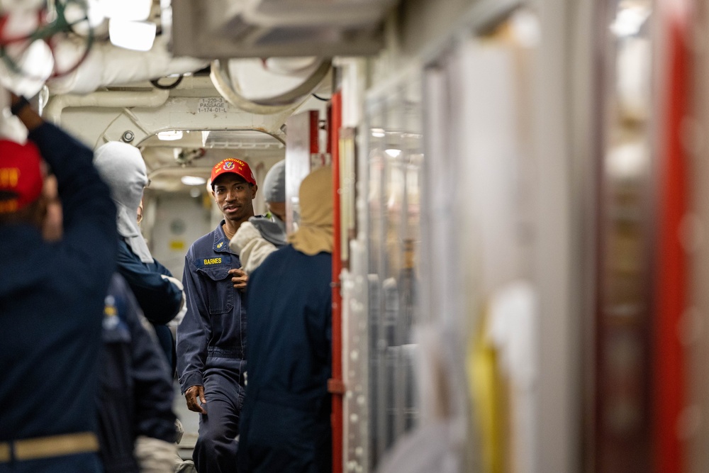 DVIDS - Images - USS Higgins General Quarters Drill [Image 6 of 6]