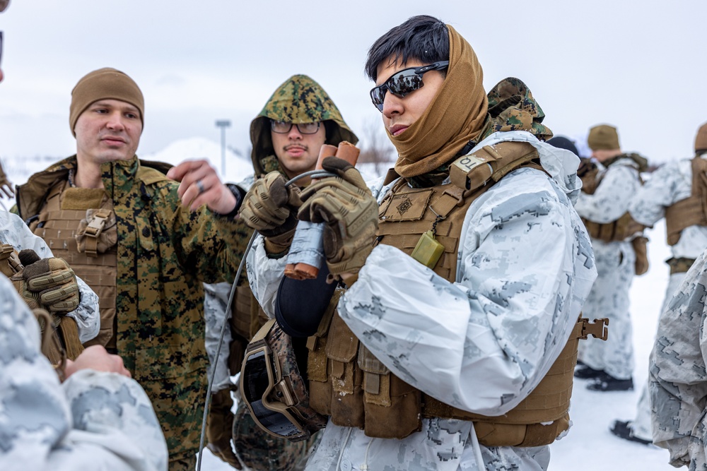 DVIDS - Images - Combat Logistics Battalion 6 Demo Range [Image 3 of 11]