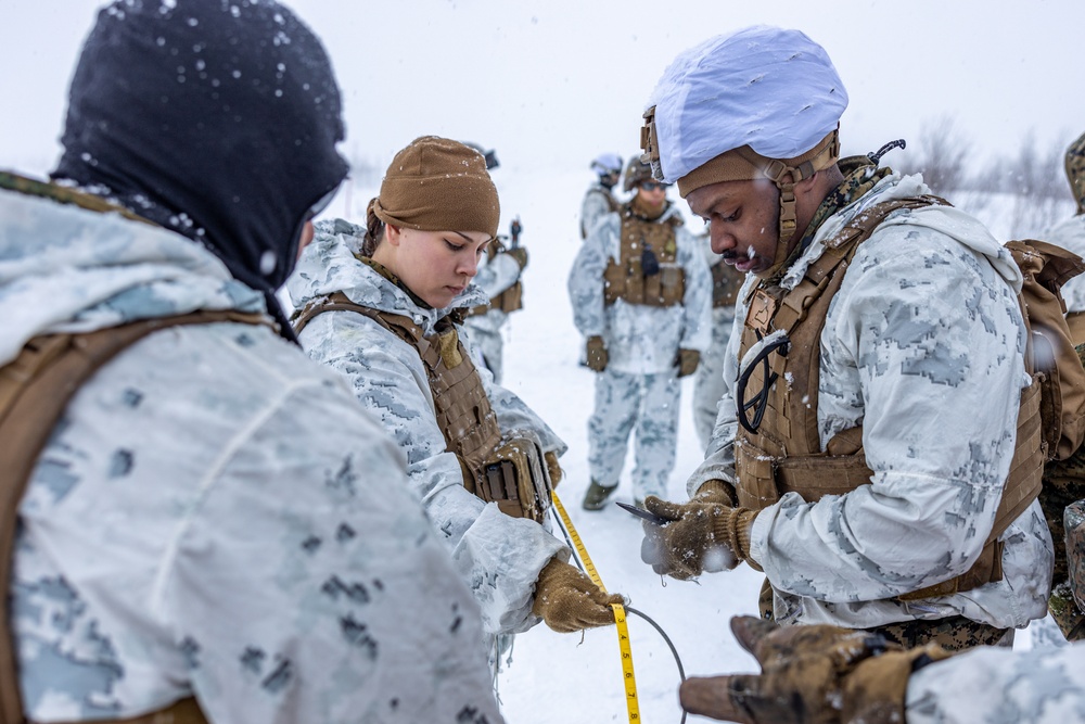 DVIDS - Images - Combat Logistics Battalion 6 Demo Range [Image 4 of 11]