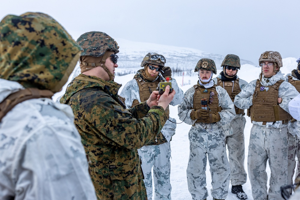 DVIDS - Images - Combat Logistics Battalion 6 Demo Range [Image 8 of 11]