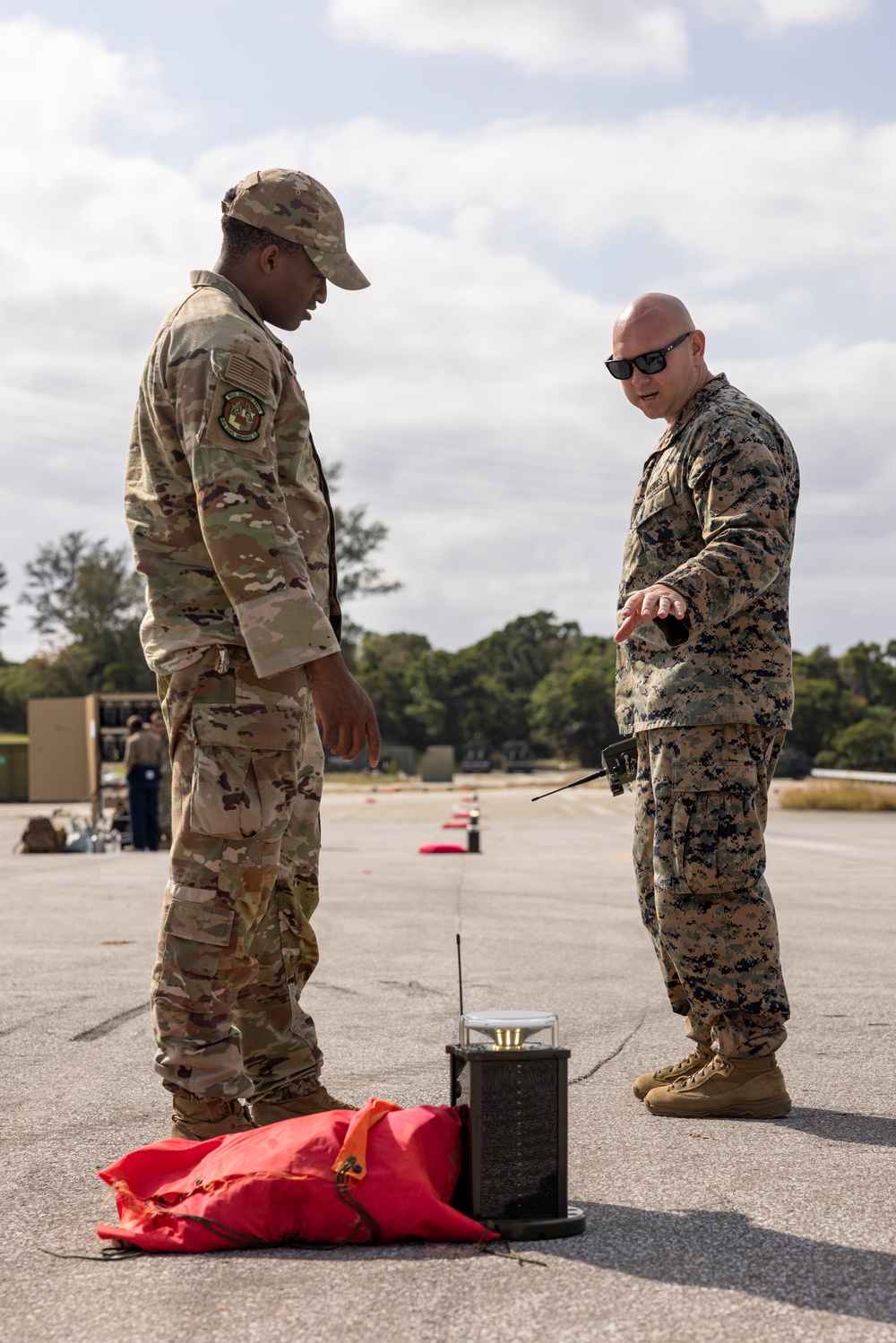 DVIDS - Images - MWSS-172 and 18th CEG set up temporary air field ...