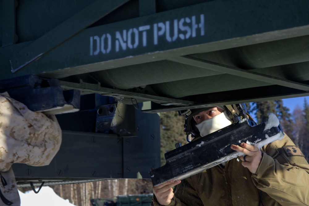 DVIDS - Images - ARCTIC EDGE 2024: Fox 2/14 Marines conduct HIMARS ...