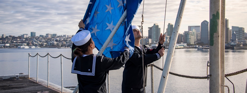 DVIDS - Images - Sailors Raise the Jack Staff aboard USS Carl Vinson ...