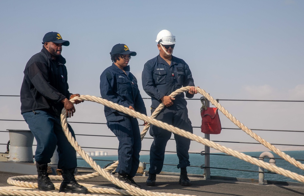 DVIDS - Images - USS Gravely Conducts a Sea and Anchor Evolution