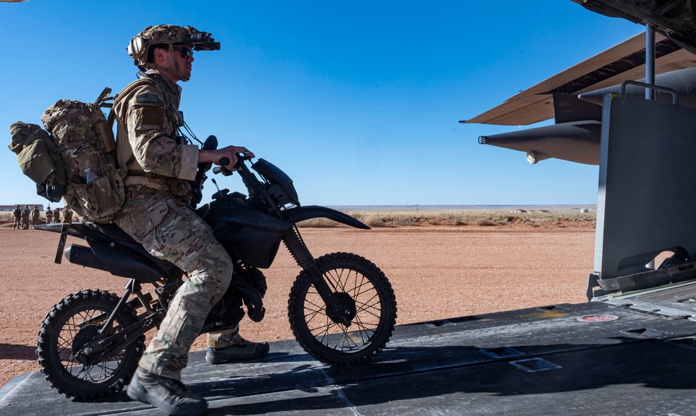 DVIDS - Images - Special Tactics Airmen ACE into Dugway during EW24 ...