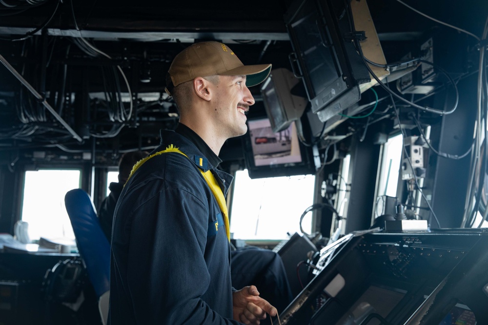 DVIDS - Images - USS Paul Ignatius (DDG 117) Conducts RAS with RFA ...