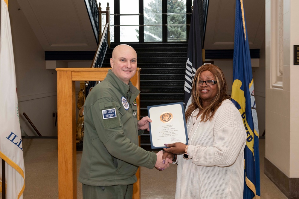 DVIDS - Images - NSGL CO Presents Awards [Image 1 of 3]