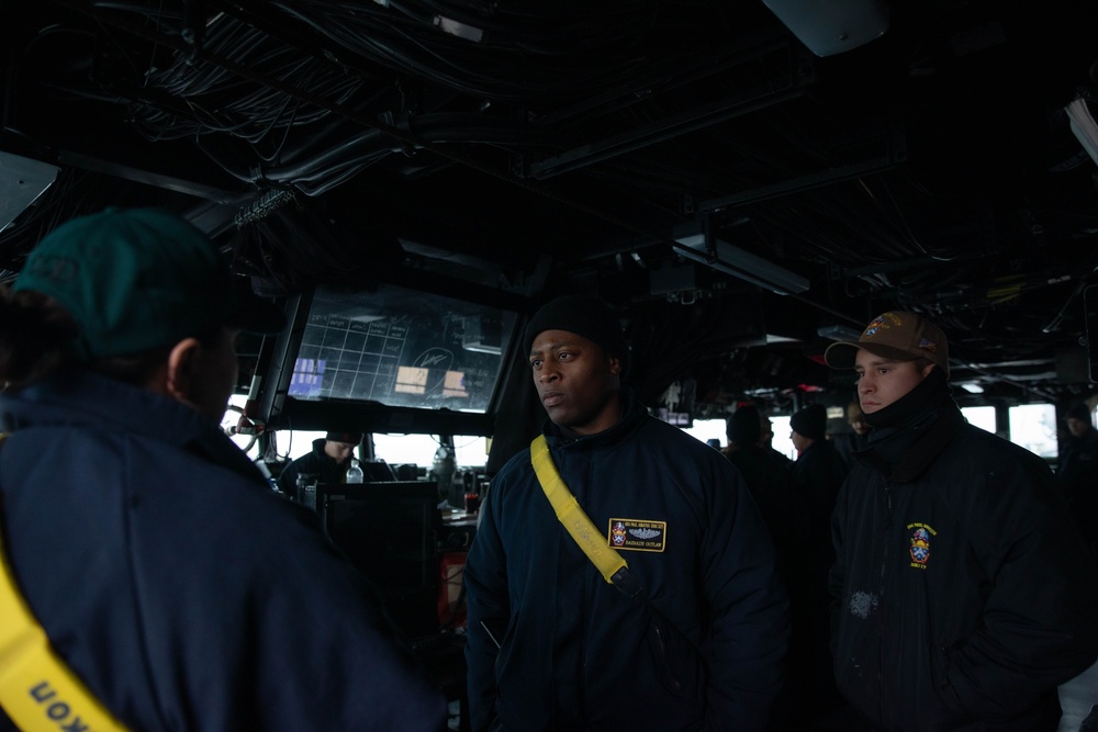 DVIDS - Images - USS Paul Ignatius (DDG 117) Conducts RAS with RFA ...
