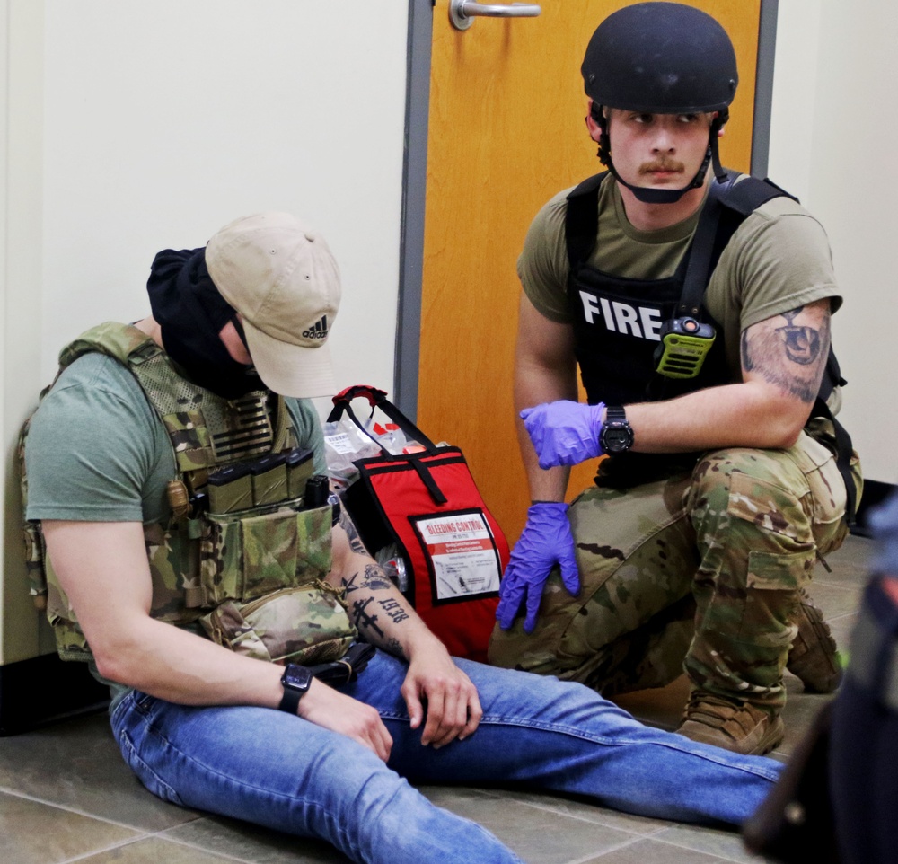 DVIDS - Images - Ready Brigade supports installation protection ...