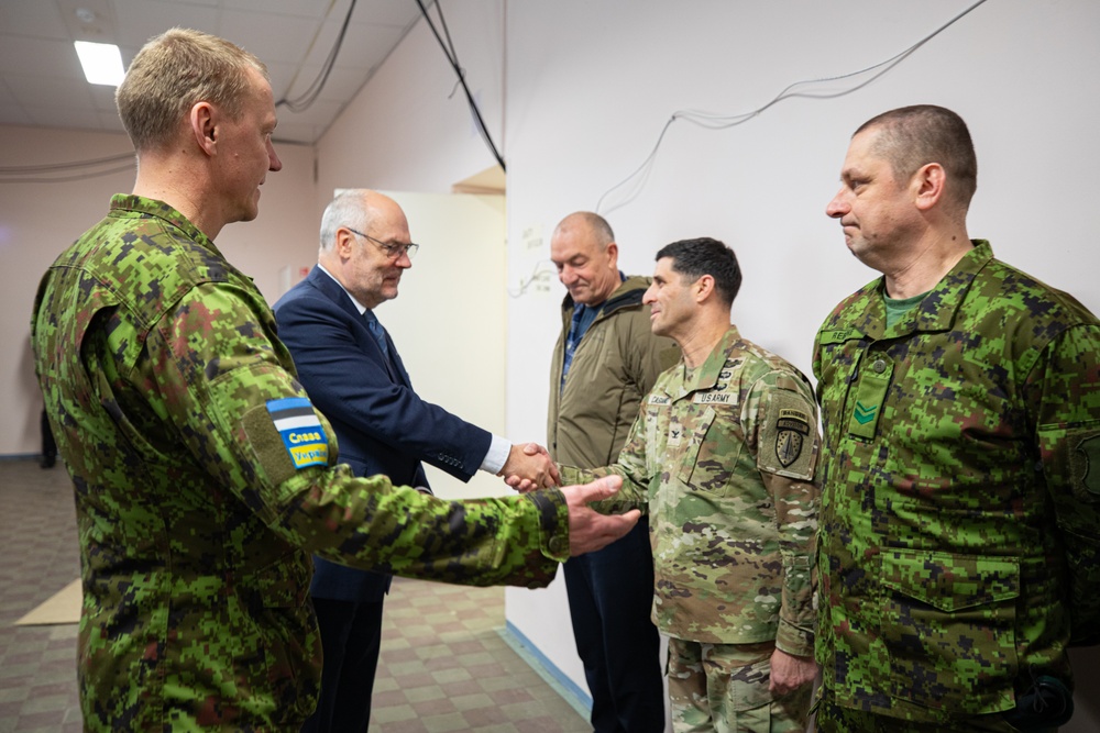 DVIDS - Images - Estonian President visits Austere Challenge 2024 ...