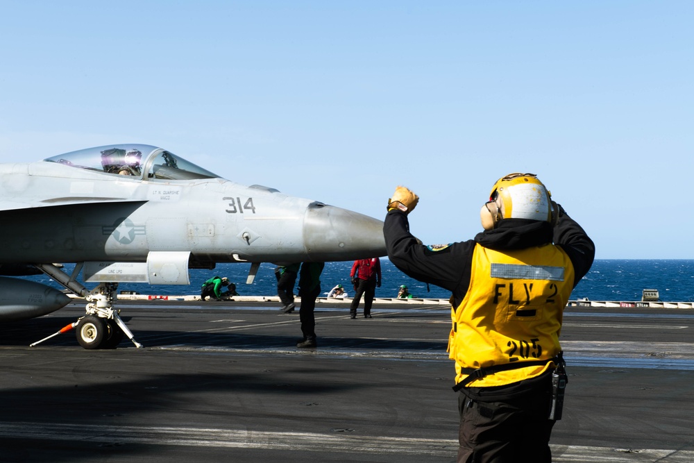 DVIDS - Images - USS Dwight D. Eisenhower Conducts Flight Operations in the Red Sea [Image 3 of 5]