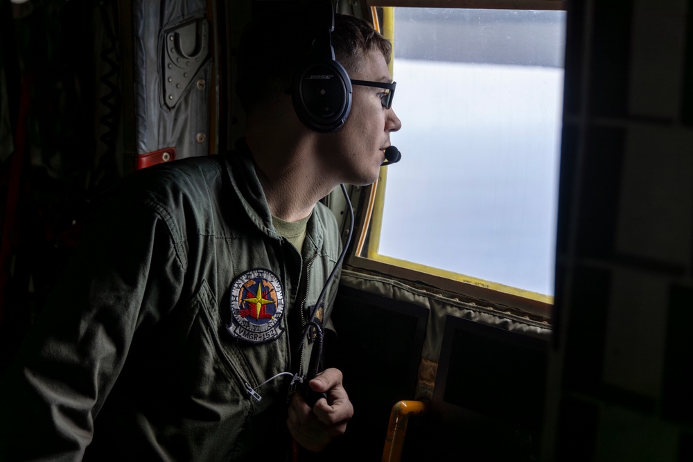 DVIDS - Images - VMGR-152 Conducts Joint Aerial Refueling with 33rd ...