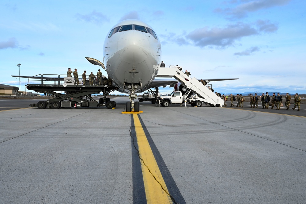 DVIDS - Images - Airmen assigned to the 92nd Maintenance Group depart ...