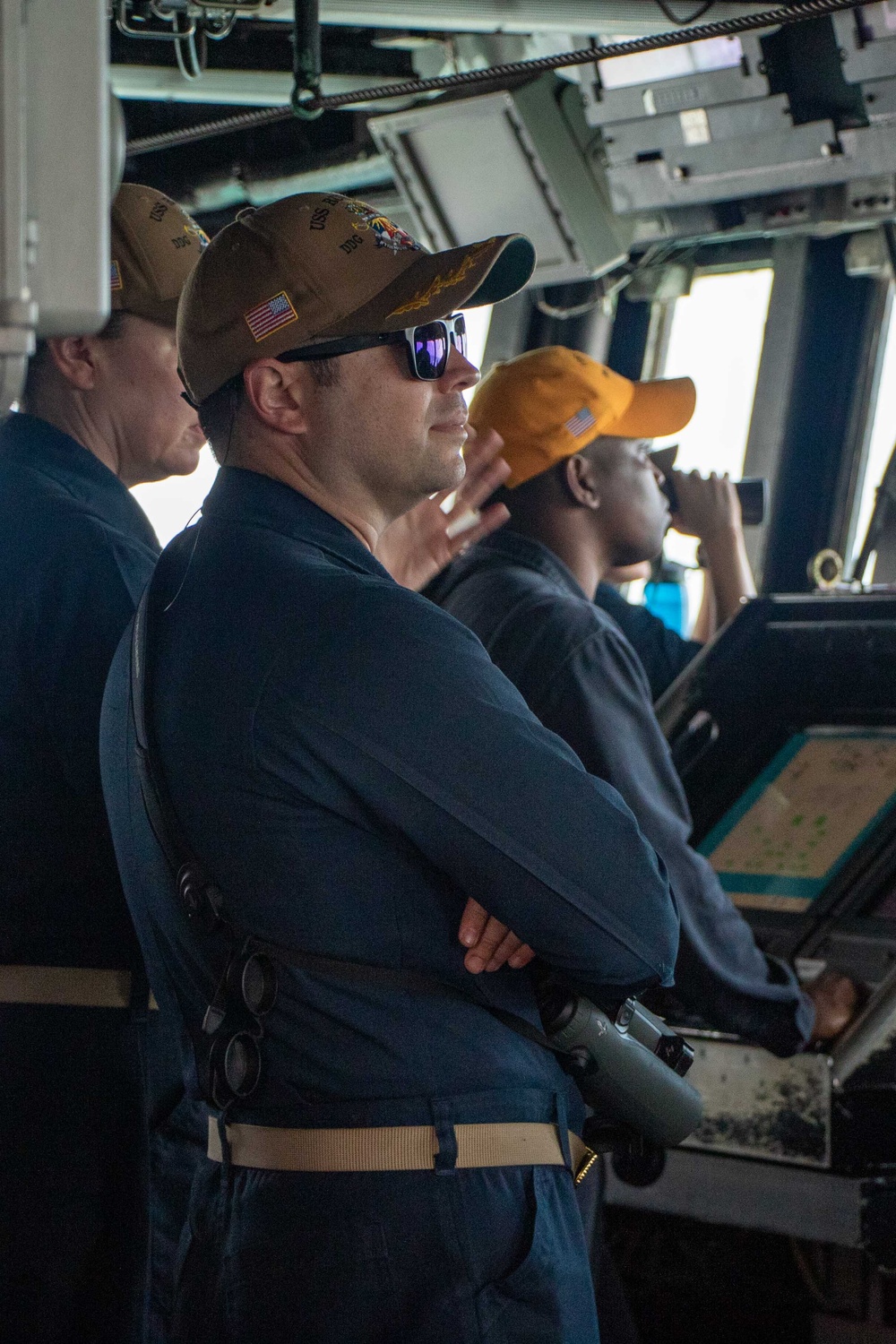 DVIDS - Images - USS Russell Singapore port visit [Image 3 of 6]