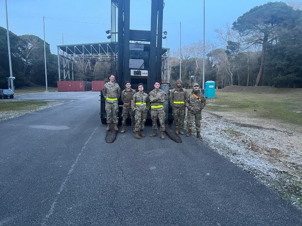 DVIDS - Images - 731 MUNS Supports Joint Rail Ops with USAREUR [Image 1 ...