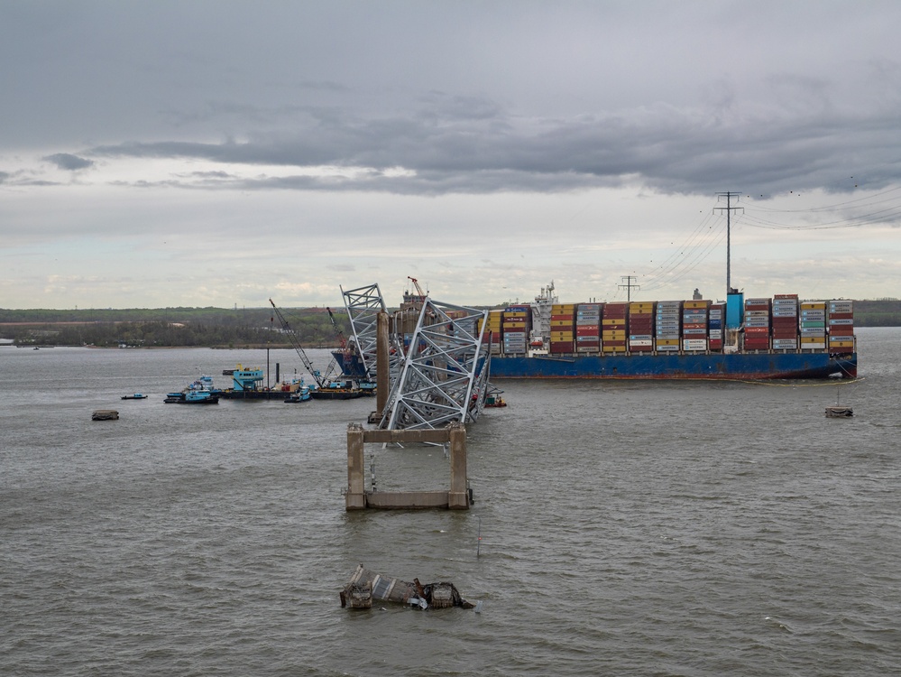 DVIDS - Images - Unified Command continues salvage operations at Key ...