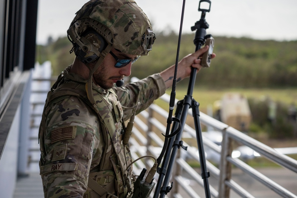 DVIDS - Images - Tinian LZSO conducts airfield operations during Agile ...