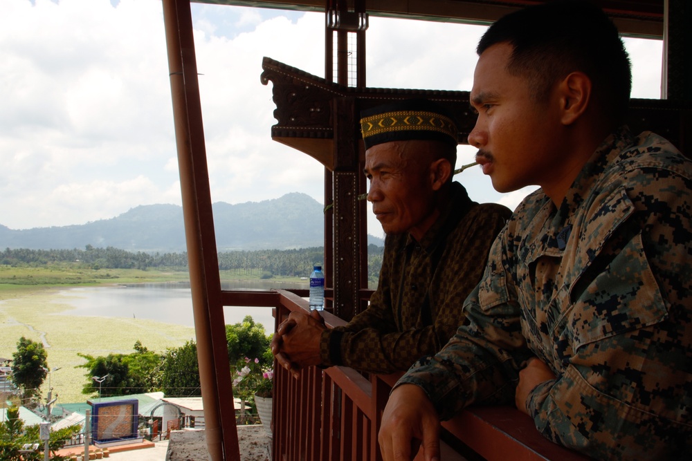 DVIDS - Images - MAREX 24: U.S. Marines, Armed Forces of the Philippines meet vice mayor of ...