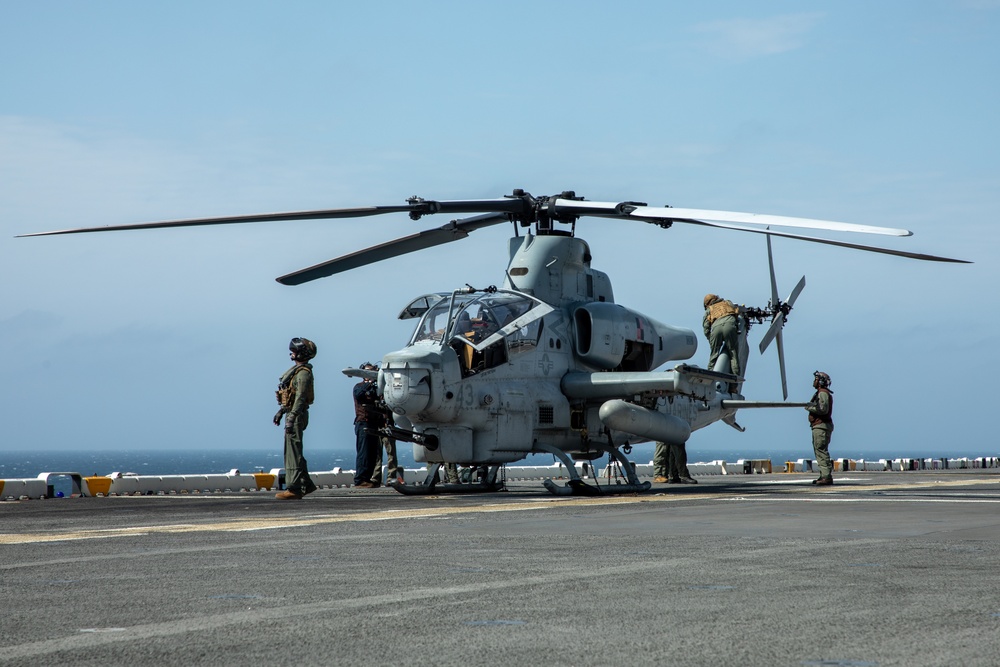 DVIDS - Images - WSP ARG-24th MEU Conducts Simulated Strait Transit ...