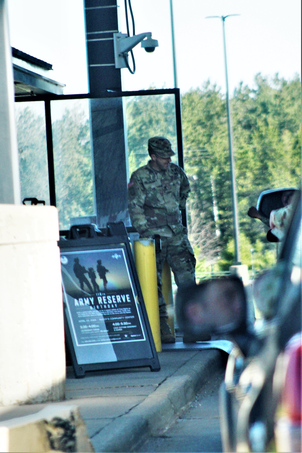 DVIDS - Images - Fort McCoy Garrison commander welcomes people at gate ...