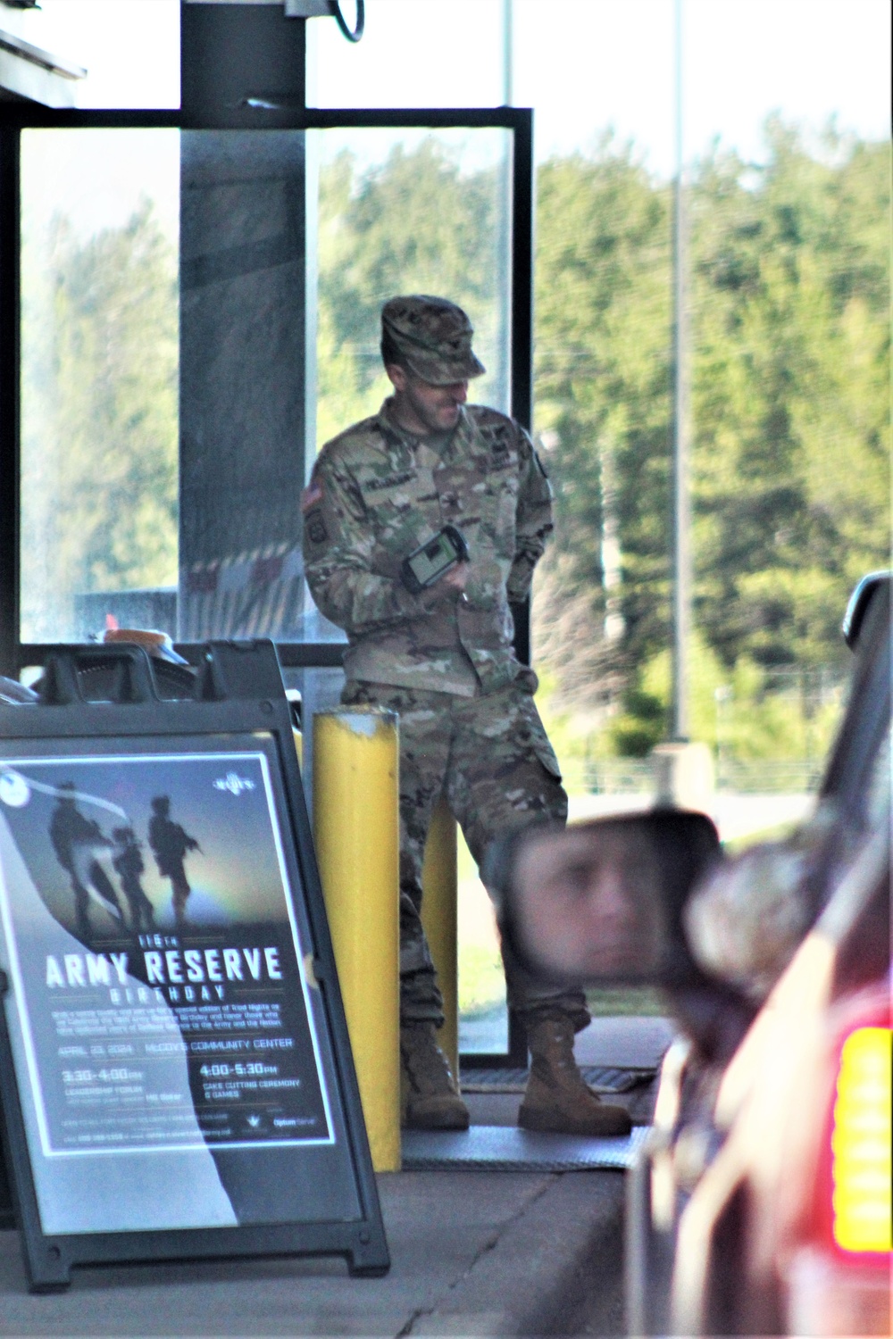 DVIDS - Images - Fort McCoy Garrison commander welcomes people at gate ...
