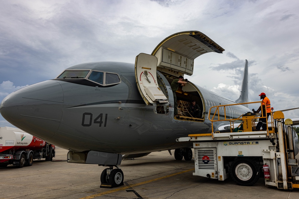 DVIDS - Images - MRF-D 24.3 U.S. Marines, Sailors arrive in C-40A to ...