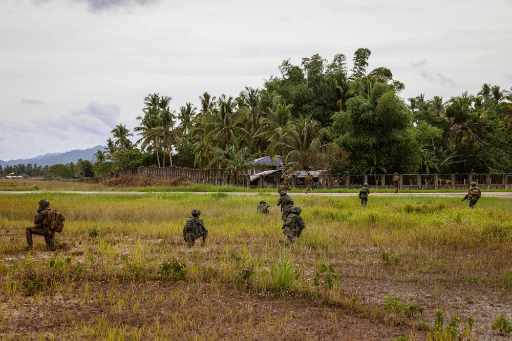 DVIDS - Images - Balikatan 24: U.S., Philippine Marines Conduct ...