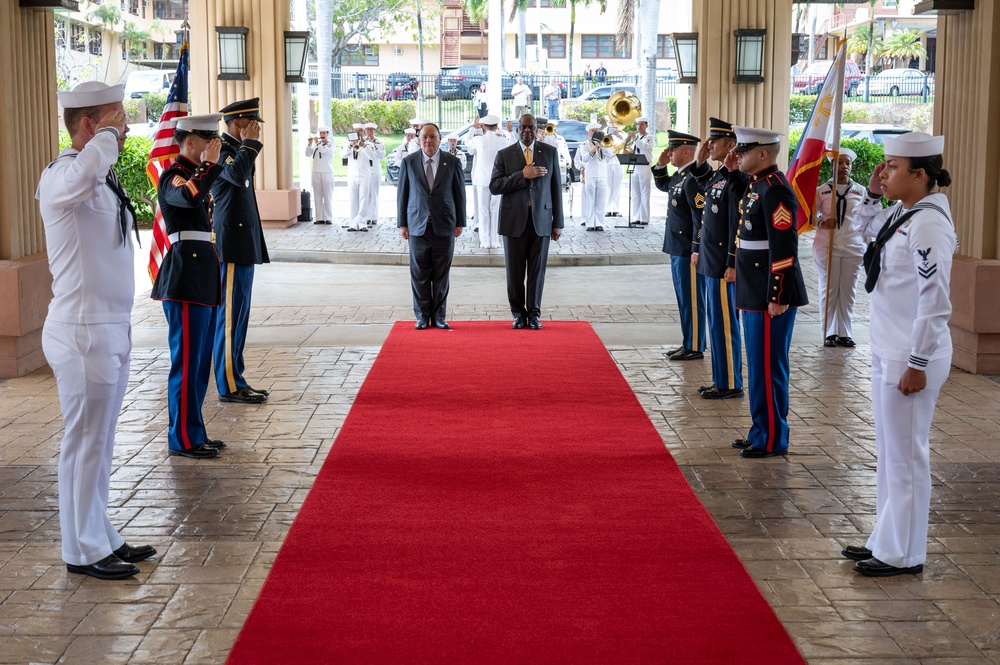 DVIDS - Images - USINDOPACOM welcomes Philippine Secretary of National ...