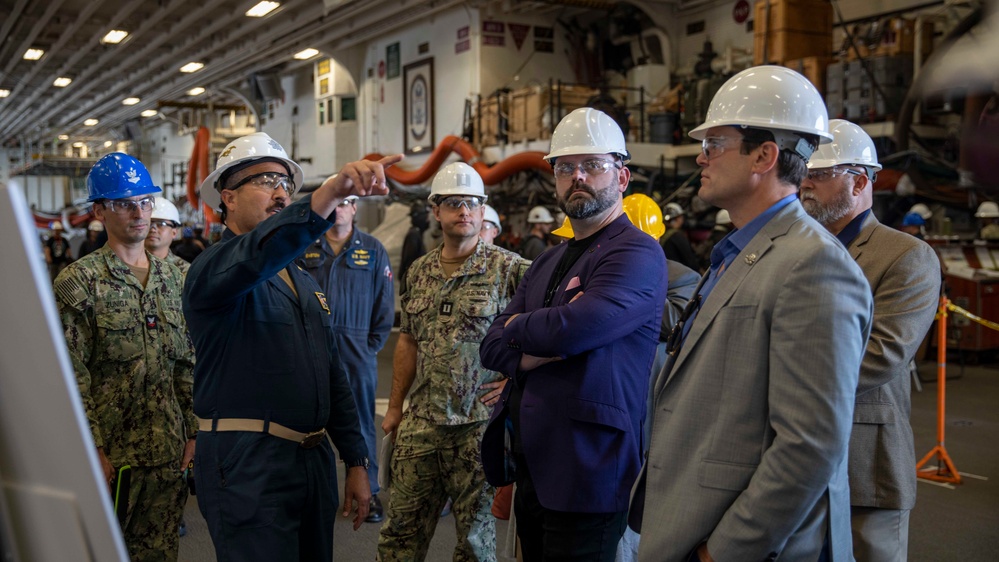 DVIDS - Images - Dr. Rondeau Tours Makin Island [Image 1 of 2]