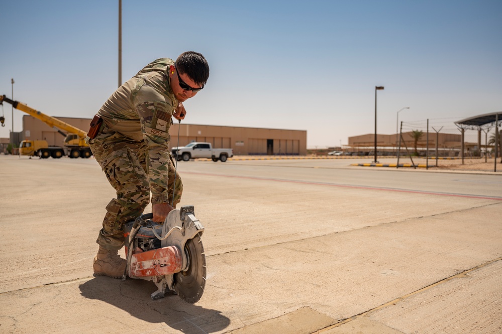 DVIDS - Images - U.S. Air Force and Marine Corps conduct flightline ...