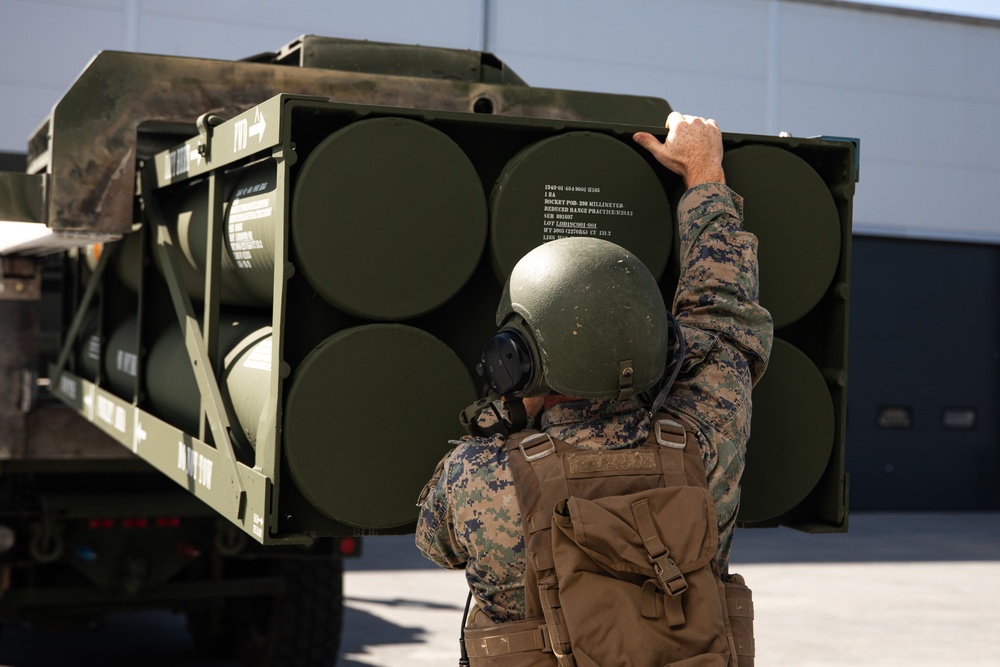 DVIDS - Images - Swift Response 24: Rocket Reload Maneuver [Image 6 of 9]