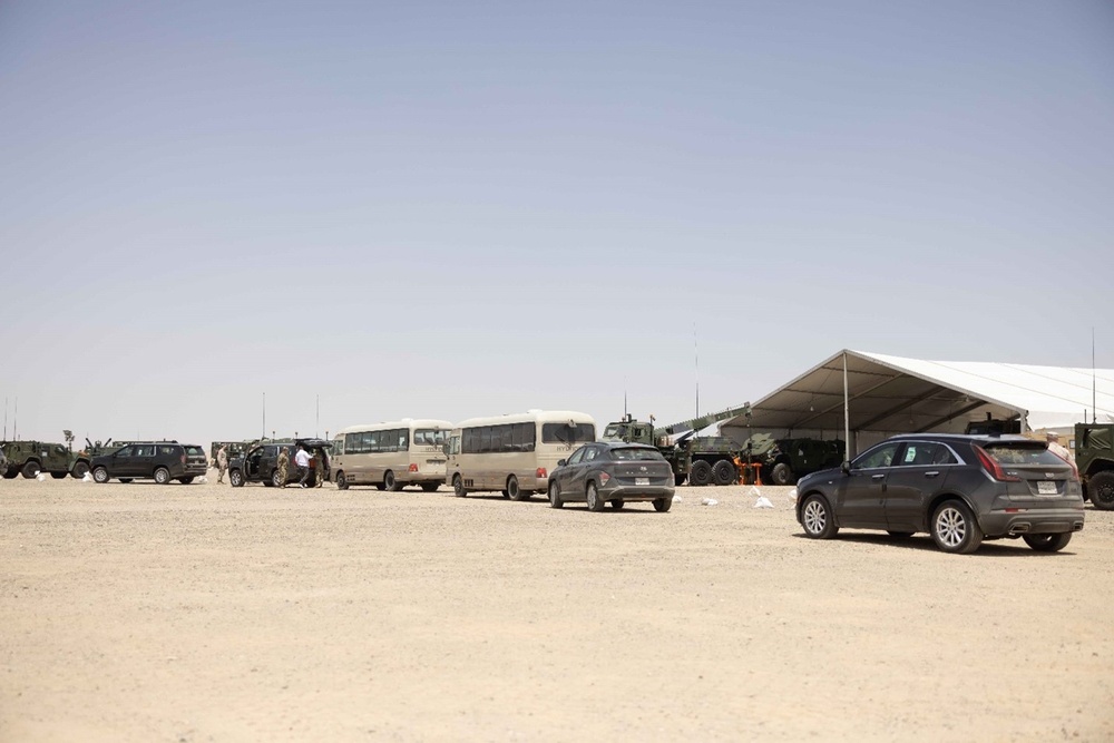 DVIDS - Images - Distinguished Visitors visit 2nd Distribution Support ...